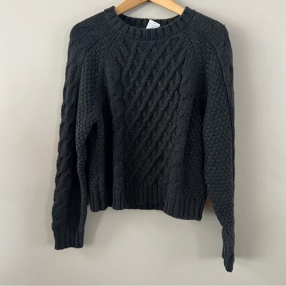 American Eagle Outfitters | Sweaters | American Eagle Textured Cable ...